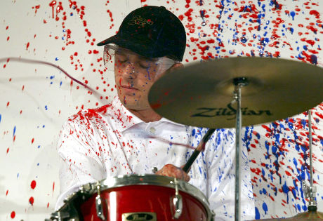 SCOTT FIELD CREATING 'DRUMMATIC ART' AT WEST SUFFOLK COLLEGE, BURY ST ...