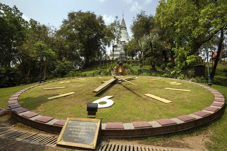 Clock Front Stupa Wat Phnom Phnom Editorial Stock Photo - Stock Image ...