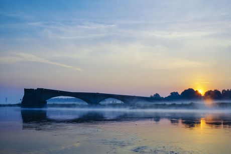 500 Wrecked bridge Stock Pictures, Editorial Images and Stock Photos ...