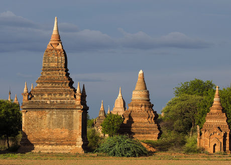 Buddhist Temple Temple Complex Bagan Editorial Stock Photo - Stock ...