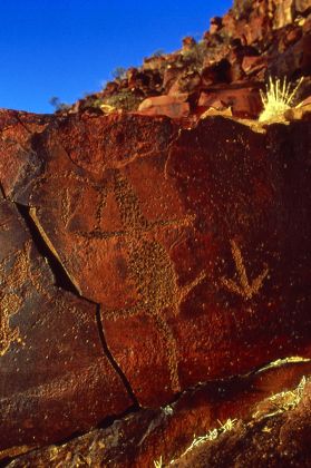 Indigenous Australian Rock Engravings Central Australia Editorial Stock ...