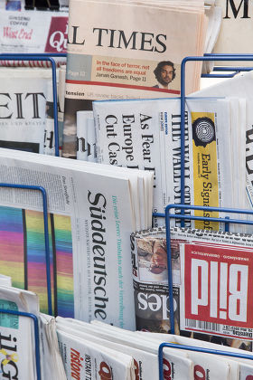 19 International newspaper stall Stock Pictures, Editorial Images and ...