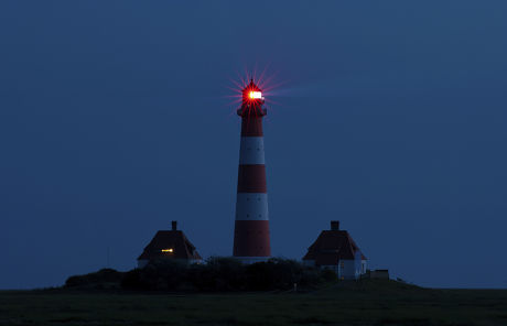 90 Red beam light Stock Pictures, Editorial Images and Stock Photos ...