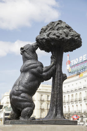 Sculpture Bear Madrono Tree Symbol Madrid Editorial Stock Photo - Stock ...