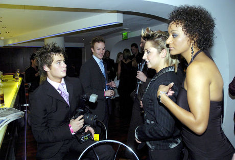 CORONATION STREET STARS AT THE CHILDLINE 18TH BIRTHDAY CHARITY FASHION ...