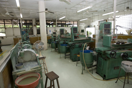 72 Fabrication shop Stock Pictures, Editorial Images and Stock Photos ...