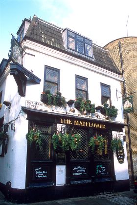 __COUNT__ Famous Riverside Pubs, London, Britain - 2000s Stock Pictures ...