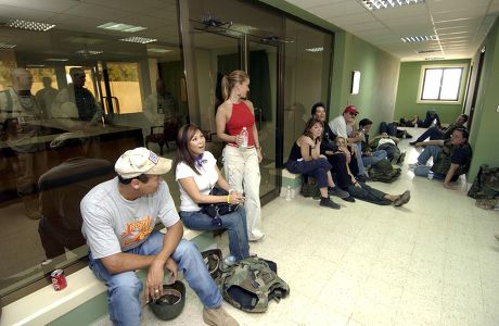 US CAMP ANACONDA, BALAD, IRAQ - OCT 2004 Stock Pictures, Editorial ...