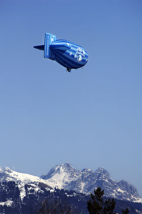 50 Blimp in flight Stock Pictures, Editorial Images and Stock Photos ...