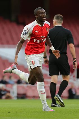 Stephy Mavididi Celebrates Scoring Arsenals Second Editorial Stock ...