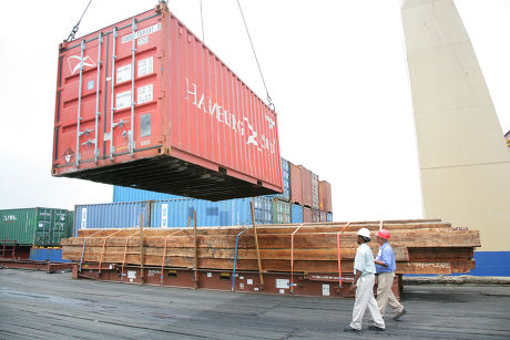 Dock Workers Loading Containers John Fernandes Editorial Stock Photo ...