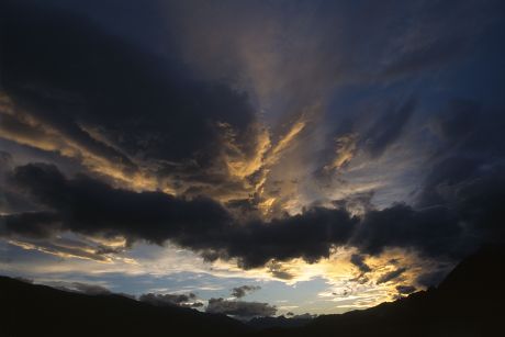 Foehn Chinook Atmosphere Inntal Inn Valley Editorial Stock Photo ...