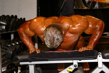 JOE WEIDER'S MR OLYMPIA BODYBUILDING CONTEST AT MANDALAY BAY, LAS VEGAS ...