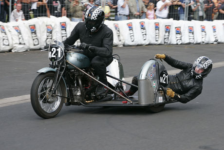 58 Motorcycle sidecar races Stock Pictures, Editorial Images and Stock ...
