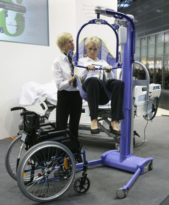 26 Hoist wheel Stock Pictures, Editorial Images and Stock Photos ...