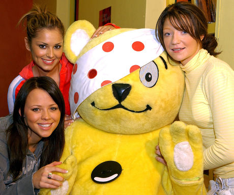 6 Girls aloud pudsey bear Stock Pictures, Editorial Images and Stock ...