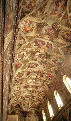 Sistine Chapel Ceiling By Michelangelo Vatican Editorial Stock Photo ...