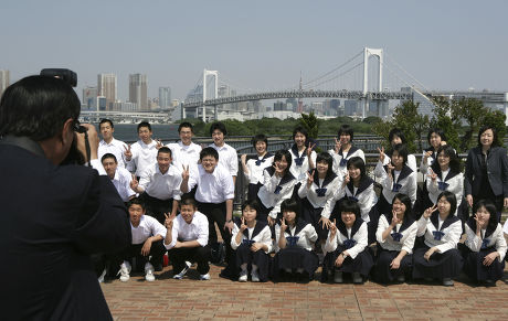 Group Photograph School Excursion Rainbow Bridge Editorial Stock Photo ...