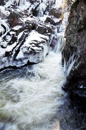 Waterfalls On Upper Saranac Lake Adirondacks Editorial Stock Photo ...