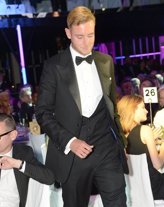Stuart Broad Editorial Stock Photo - Stock Image | Shutterstock