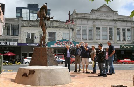 Bronze Statue Character Riff Raff Statue Editorial Stock Photo - Stock ...