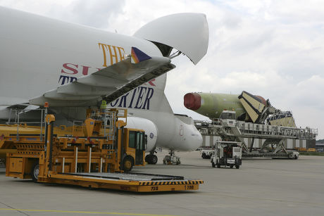 Beluga Cargo Plane Unloading Plane Parts Editorial Stock Photo - Stock ...