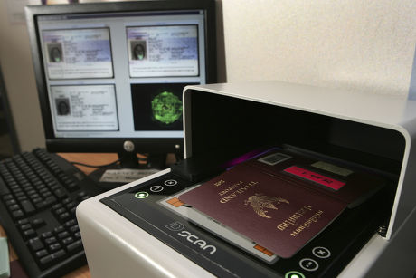 46 Data reader Stock Pictures, Editorial Images and Stock Photos ...