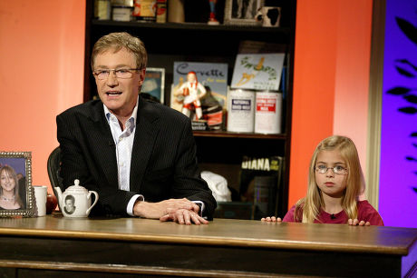 __COUNT__ THE PAUL O'GRADY TV SHOW, LONDON, BRITAIN - 03 DEC 2004 Stock ...