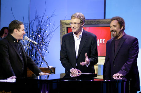 __COUNT__ THE PAUL O'GRADY TV SHOW, LONDON, BRITAIN - 03 DEC 2004 Stock ...