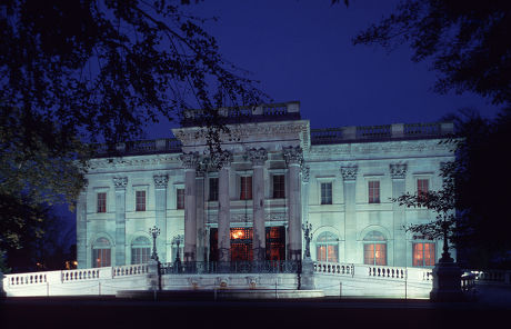 30 Marble house mansion Stock Pictures, Editorial Images and Stock ...