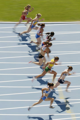 Female Sprinters 100m Race European Athletics Editorial Stock Photo ...