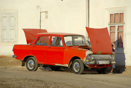 4 Junk repair Stock Pictures, Editorial Images and Stock Photos ...