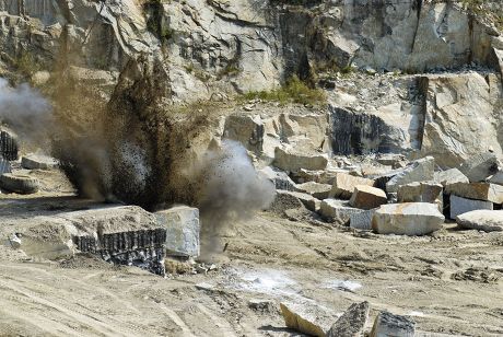 61 Blasting rock Stock Pictures, Editorial Images and Stock Photos ...