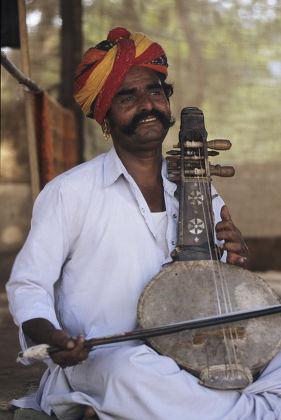 Sitar Player City Palace Udaipur Rajasthan Editorial Stock Photo ...
