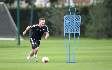 Fulham Training - 15/9/2015 Fulham Training Ground - Motspur Park ...