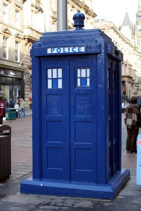 Blue Old Fashioned Police Box Glasgow Editorial Stock Photo - Stock ...