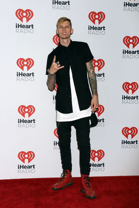 9 Mgk hand gesture devil devils horn horns Stock Pictures, Editorial ...