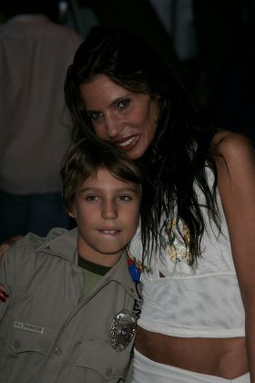 Pietra Dawn Cherniak Son Harry Thornton Editorial Stock Photo - Stock ...
