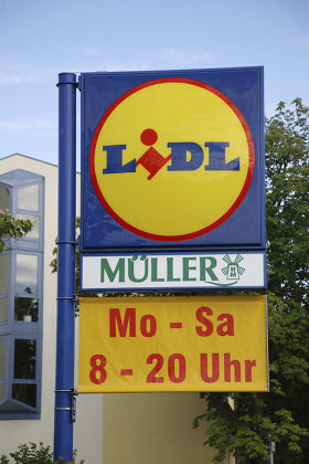 24 Lidl emblem Stock Pictures, Editorial Images and Stock Photos ...