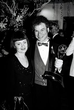Robert Wuhl Wife Barbara Capellikoldys Editorial Stock Photo - Stock ...