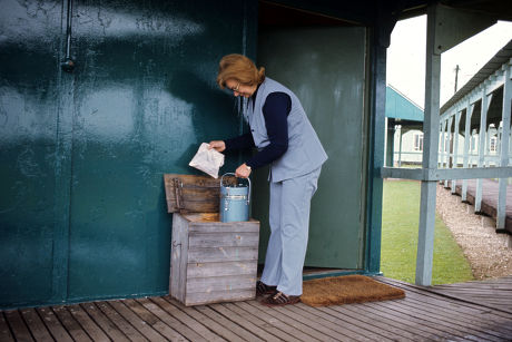 __COUNT__ THE COMMON COLD UNIT, HARVARD HOSPITAL, HARNHAM DOWN ...