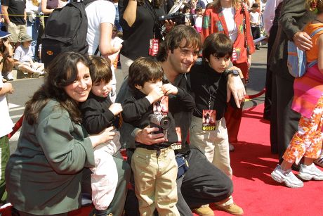 Robert Rodriguez Wife Elizabeth Avellan Sons Editorial Stock Photo ...