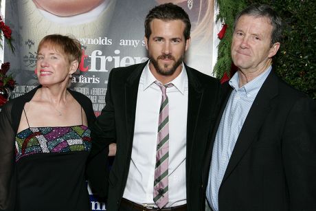 Ryan Reynolds Mother Tammy Father Jim Editorial Stock Photo - Stock ...