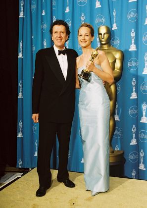 750 1998 oscars Stock Pictures, Editorial Images and Stock Photos ...