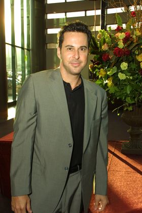 Scott Paetty Beth Broderick Jonathan Silverman - Foto de stock de ...