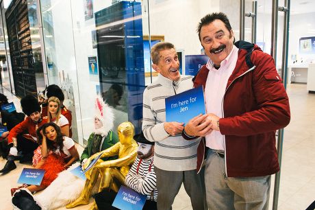Chuckle Brothers Fellow Line Sitters Queue Editorial Stock Photo ...
