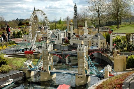 Model Buildings Bridges Along River Thames Editorial Stock Photo ...