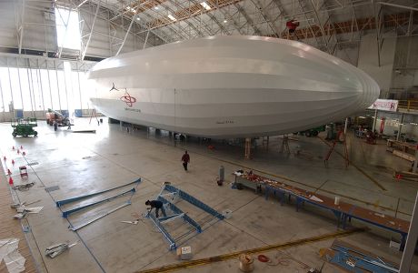47 Airship construction Stock Pictures, Editorial Images and Stock ...