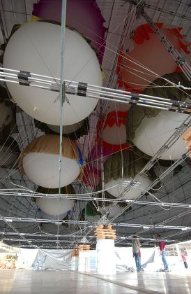 50 Blimp in flight Stock Pictures, Editorial Images and Stock Photos ...