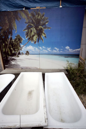 Latin Quarter Wagenhallen Bathtubs Stuttgart Badenwuerttemberg ...